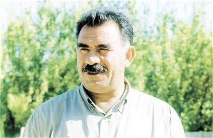رێگە دەدرێت ئۆجەلان مۆبایل بەكاربهێنێت