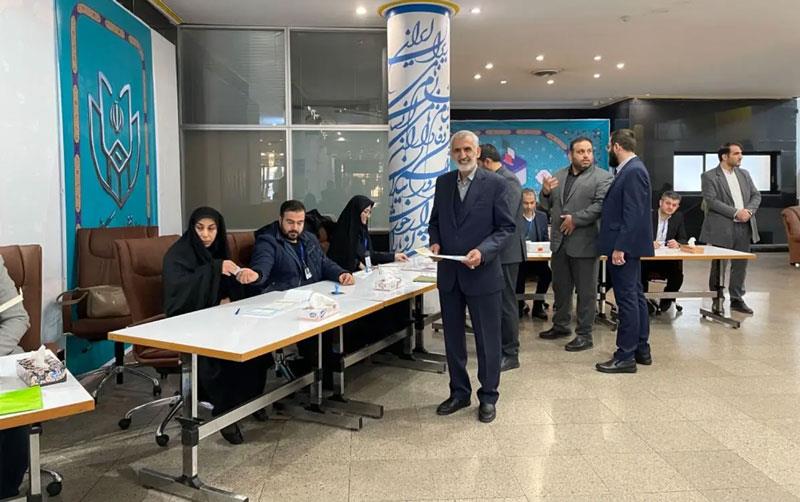 هەڵبژاردنی پەرلەمانی ئێران بەڕێوەدەچێت